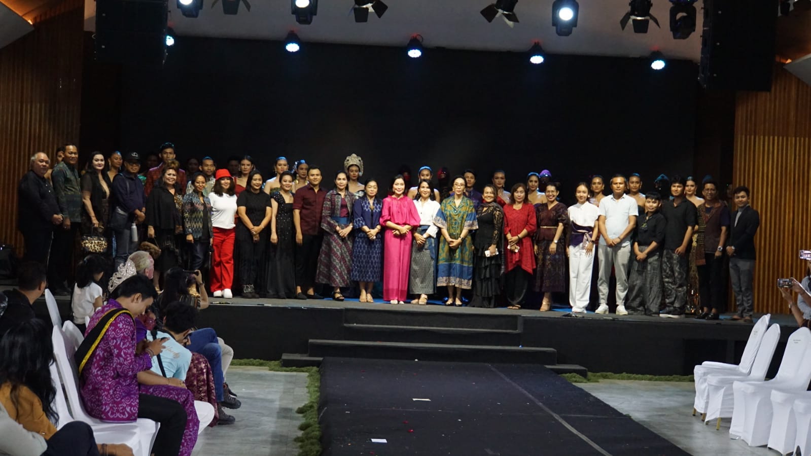 APPMI Gelar Fashion Show Janardana | Bali Tribune