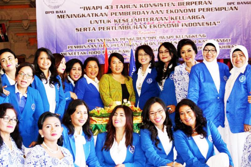 IWAPI Berikan Pembinaan Bagi Colon Pengusaha Muda | Bali Tribune