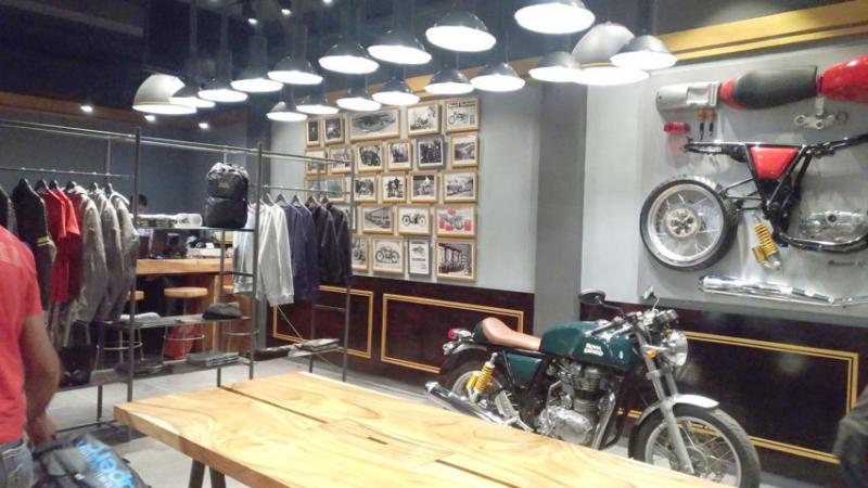 Royal Enfield Tampilkan Gerai 3S LifestyleBikers | Bali Tribune