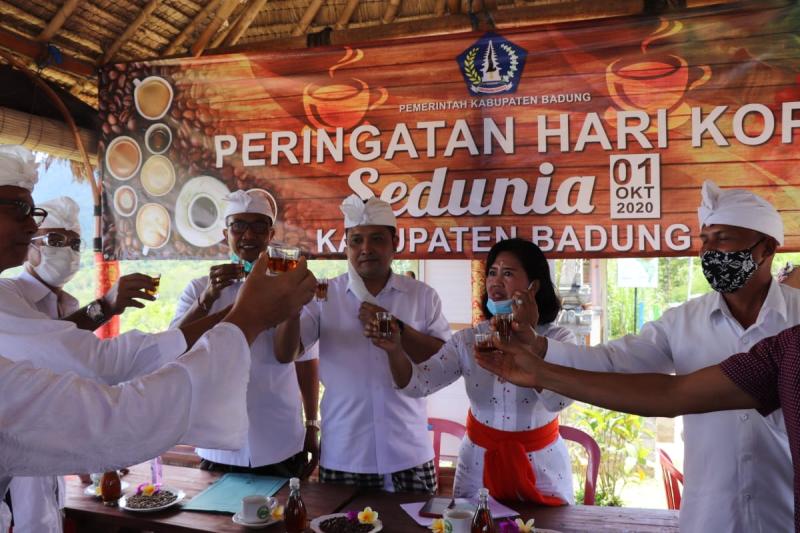 Peringatan Hari Kopi Sedunia Di Badung Citarasa Kopi Kelompok Tani Br